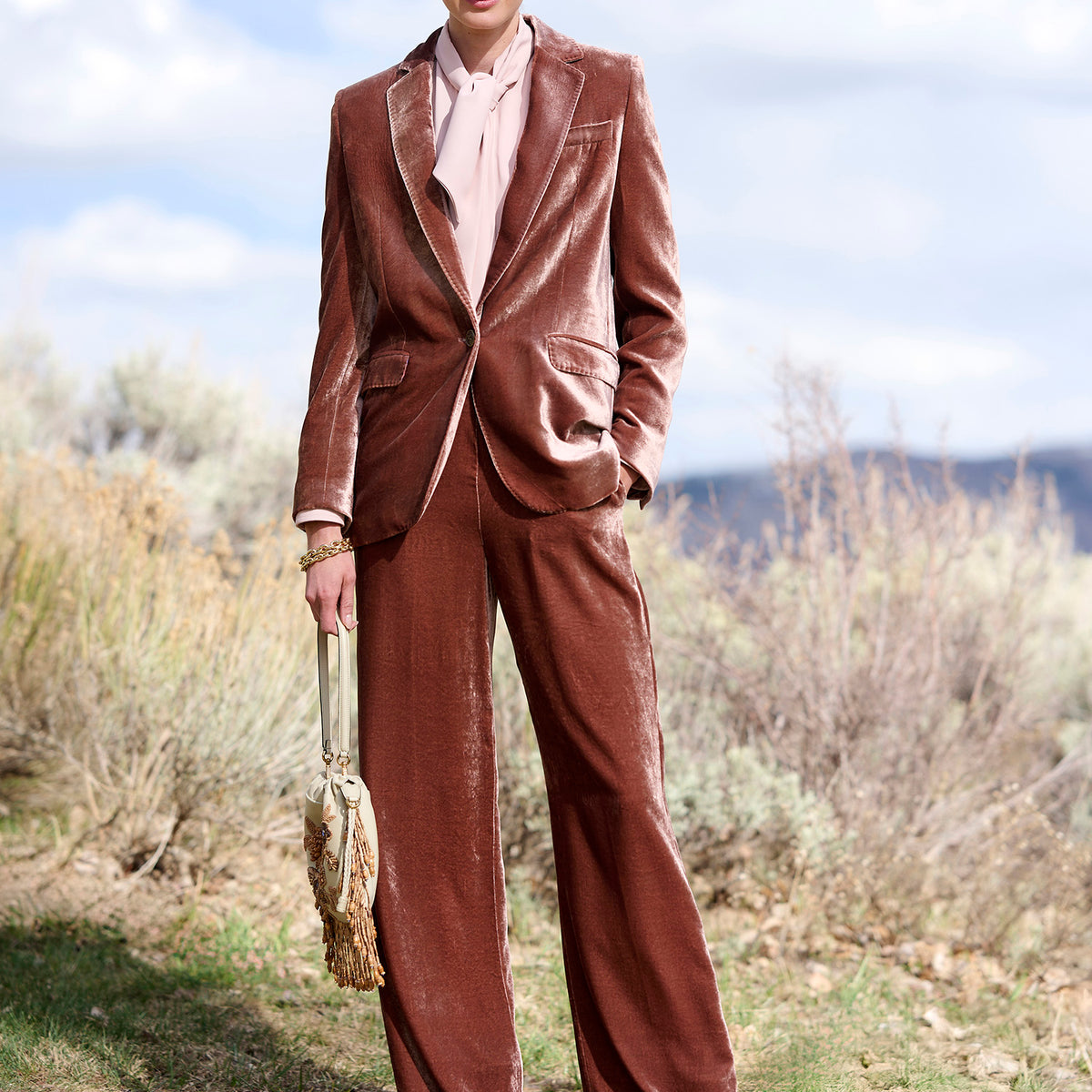 Anona Velvet Pant – Gorsuch