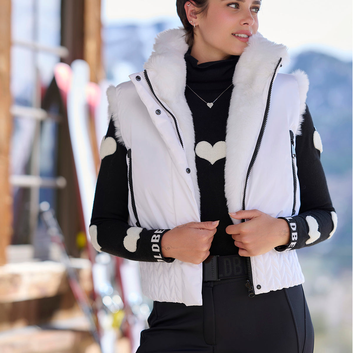 Dahlia Reversible Faux Fur Vest – Gorsuch